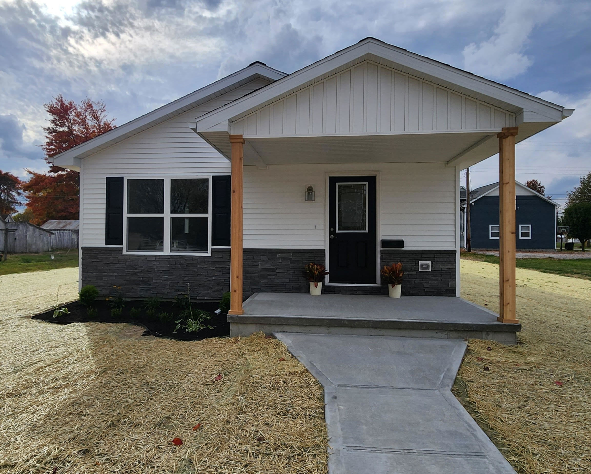 Manhattan II | Heckaman Homes